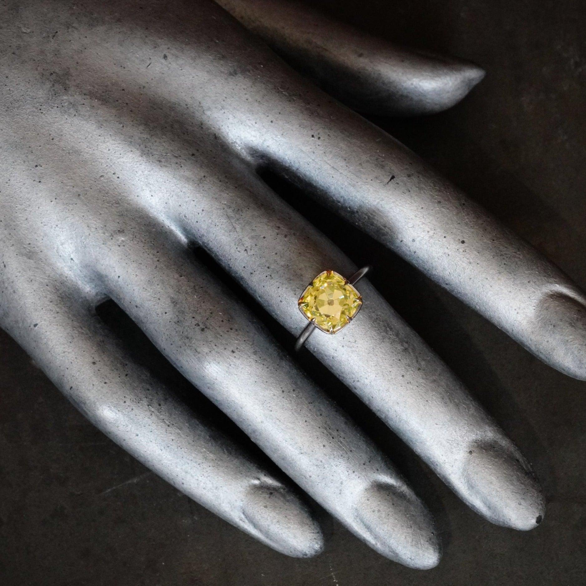 How Fluorescence Gives Diamonds a ‘Glow Up’
