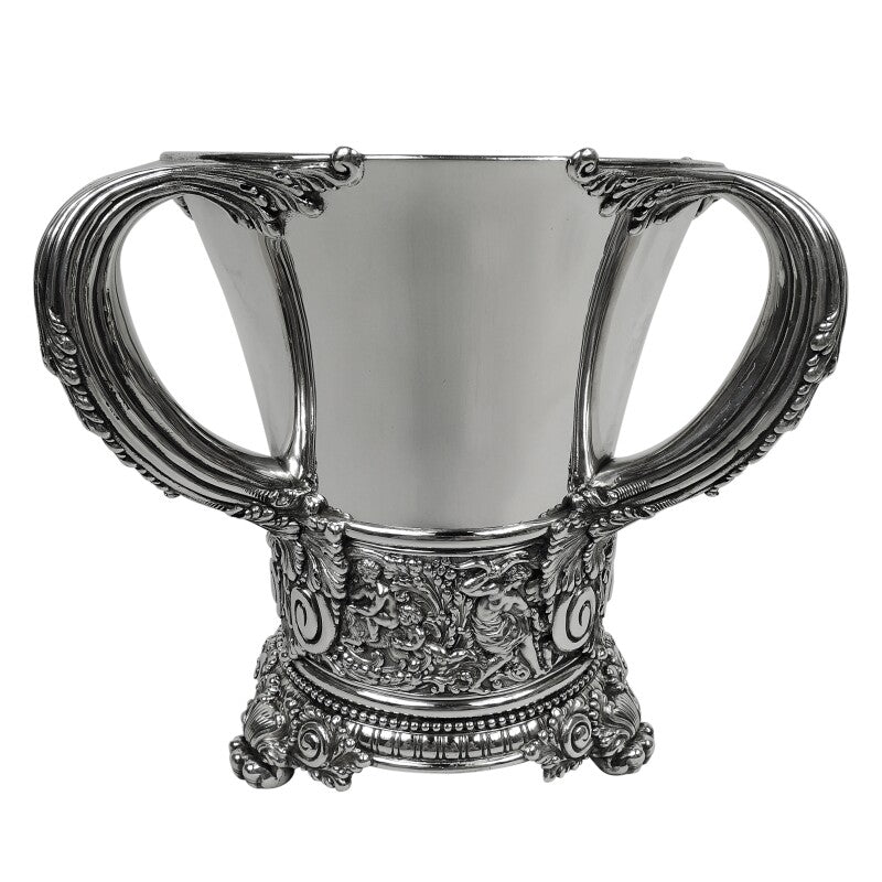 The Art of Repoussé in Jewelry-Making: Elevating Designs with Hammered